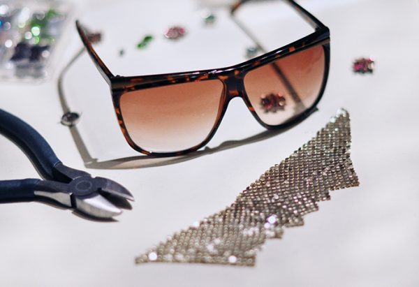 4 Fab DIY Embellished Bedazzled Sunglasses For the Bling of It!