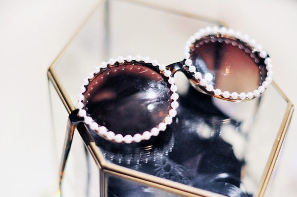 4 Fab DIY Embellished Bedazzled Sunglasses For the Bling of It!