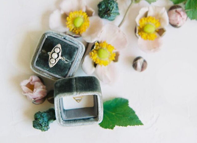 Wedding Stuff // Pretty Little Velvet Ring Boxes