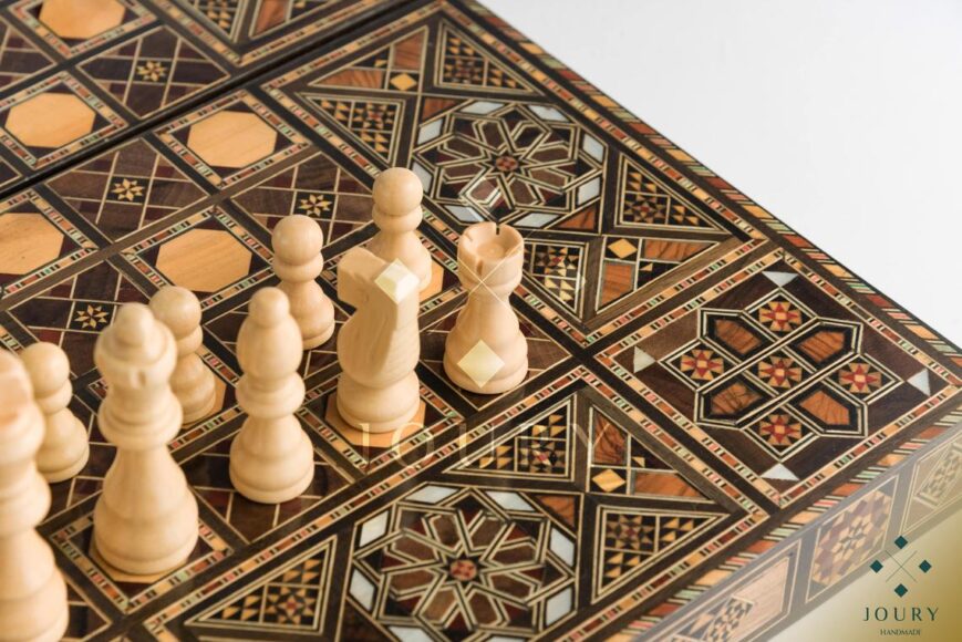 Pretty Chess Sets // Gift Idea Inspired by The Queen’s Gambit