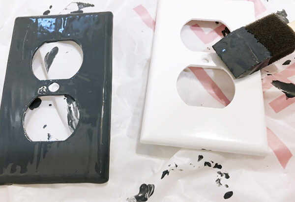 DIY // How To Paint Light Switch Covers to Match your Walls