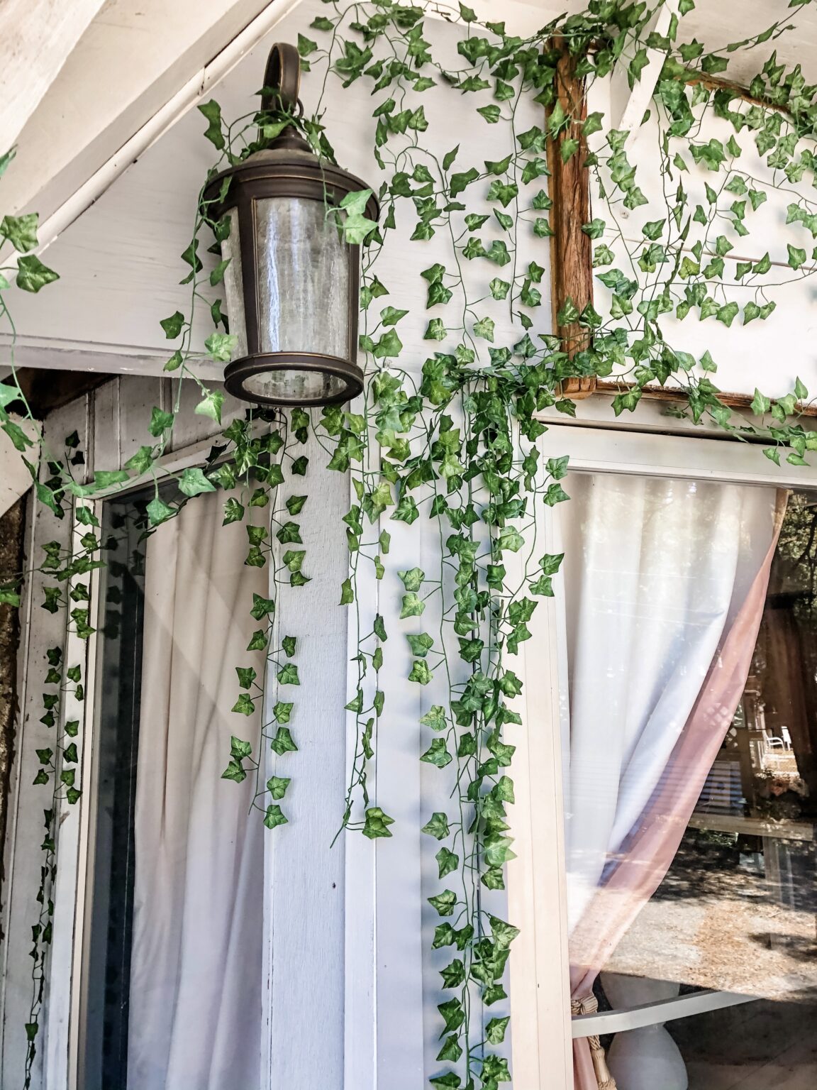 Sprucing Up The Exterior of My Office with Faux Ivy Vines