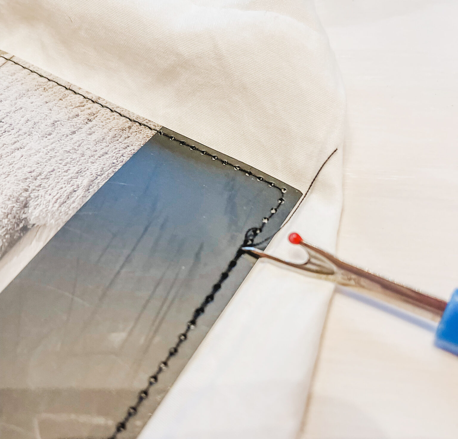 UpCycle DIY // Reuse and Recycle Comforter Carry Bags into Laundry Bags