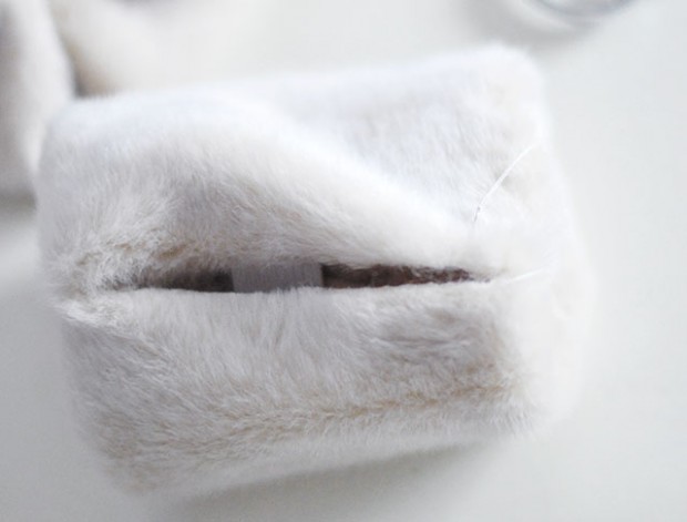 DIY 2015 Fall Fashion Trends // Detachable Faux Fur Cuffs
