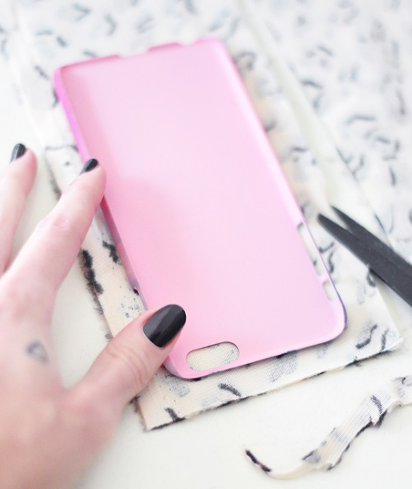 DIY Faux Fur Leopard Phone Case – iPhone 6 Plus Case