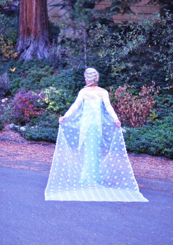 DIY Frozen Elsa Snow Queen Costume // Let it Go!