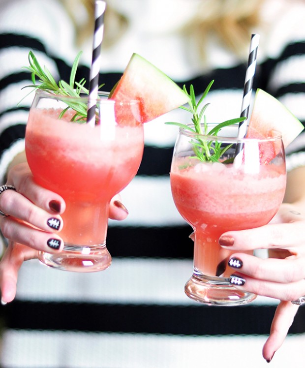 Smirnoff Ice® Watermelon Freeze FANtail Recipe for GameDay!