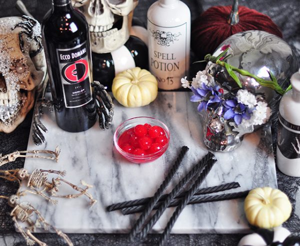 Halloween Ideas // Spooky Drowning Zombie Merlot Cocktails