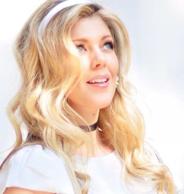 DIY Halloween Costume // How-to Cinderella Makeup + Hair Tutorial