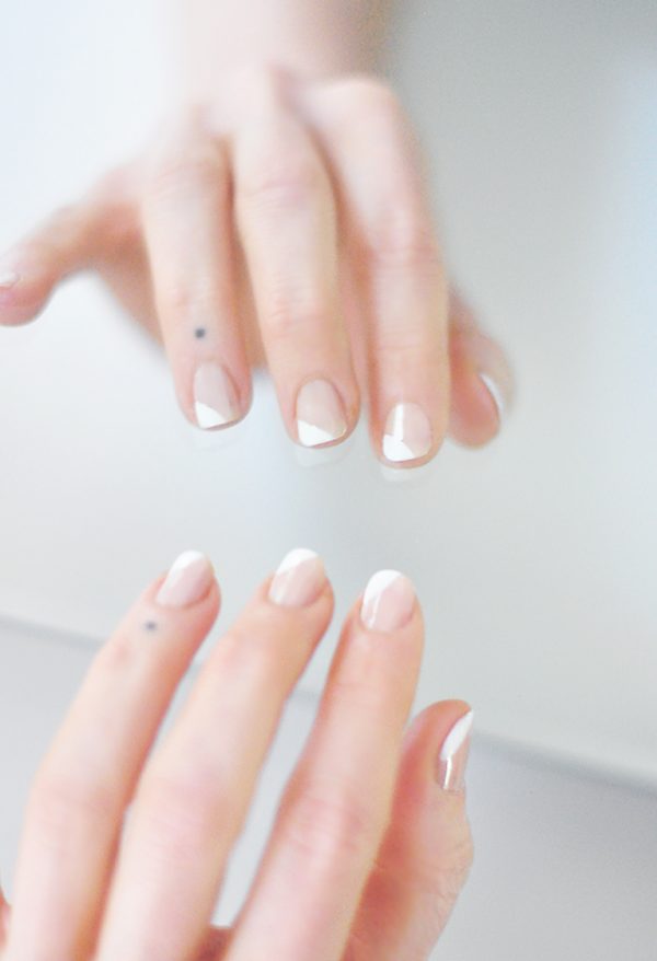 Neutral Nail Art // French Manicure Twist