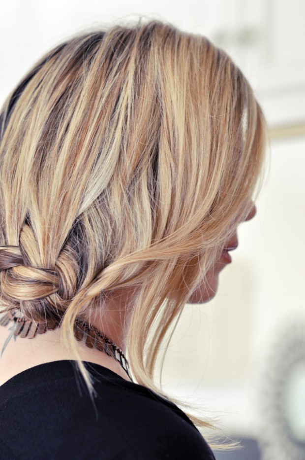 Hair Tutorial / Pretty Side French Braid low Updo